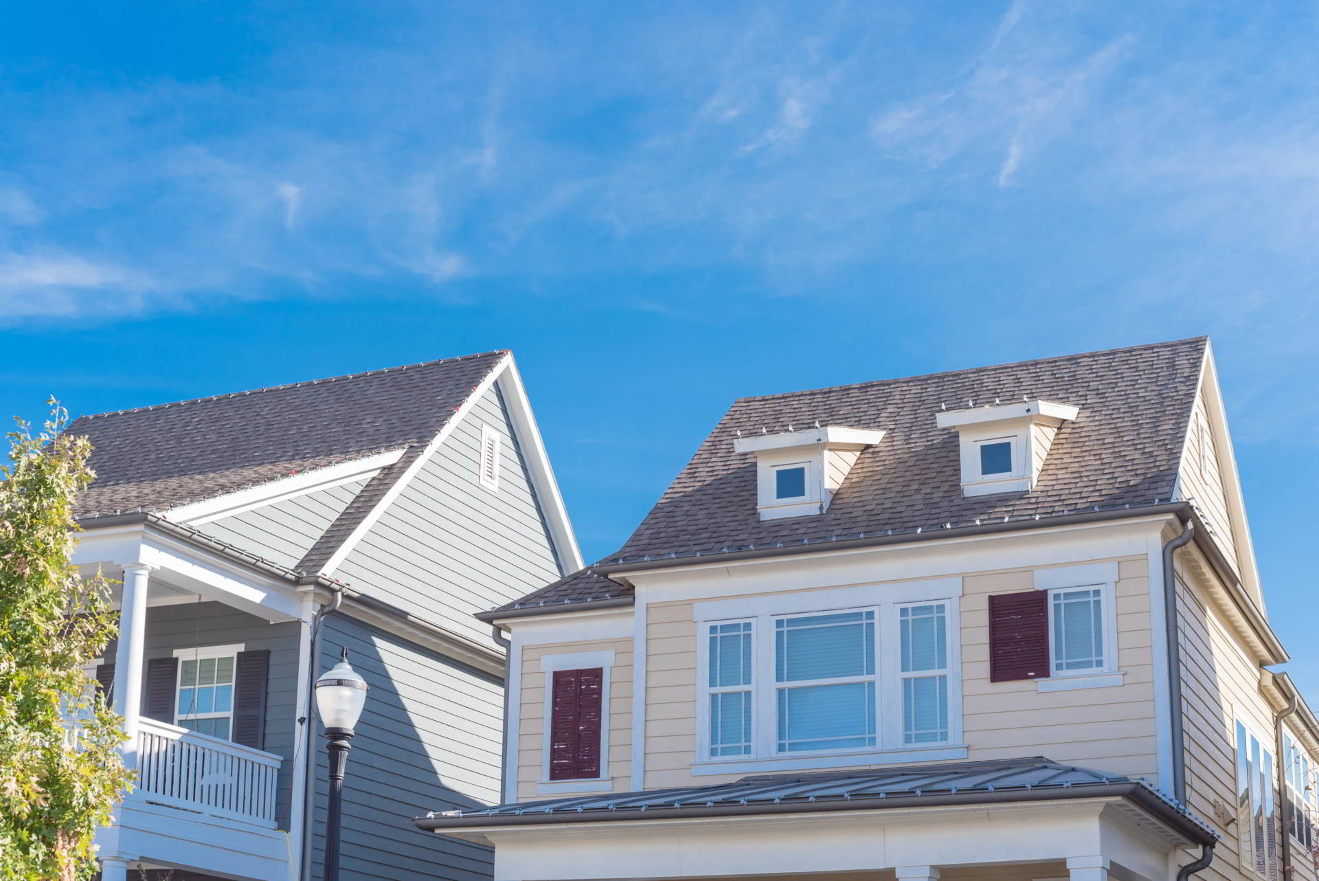 10 Signs You Need a Roof Replacement | Soft-Touch Roofing